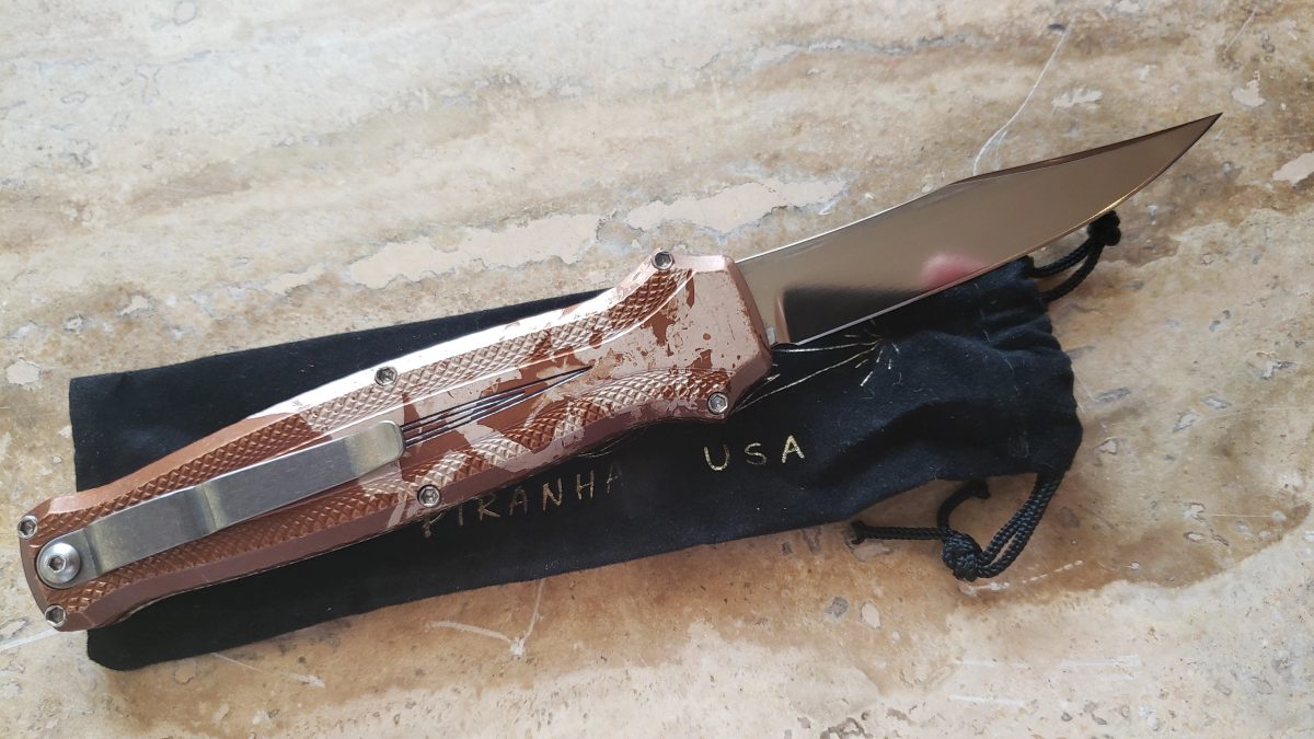 Piranha Rated R Double Action Automatic Knife, Camo P-19C - DNK Knives