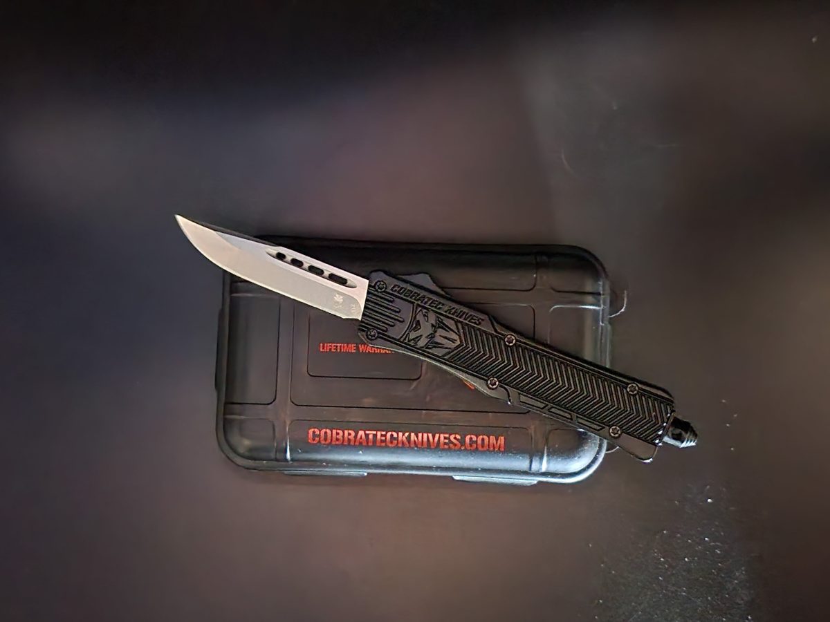 CobraTec OTF Auto Knife Small Drop Point Satin D2 Black Aluminum - DNK ...