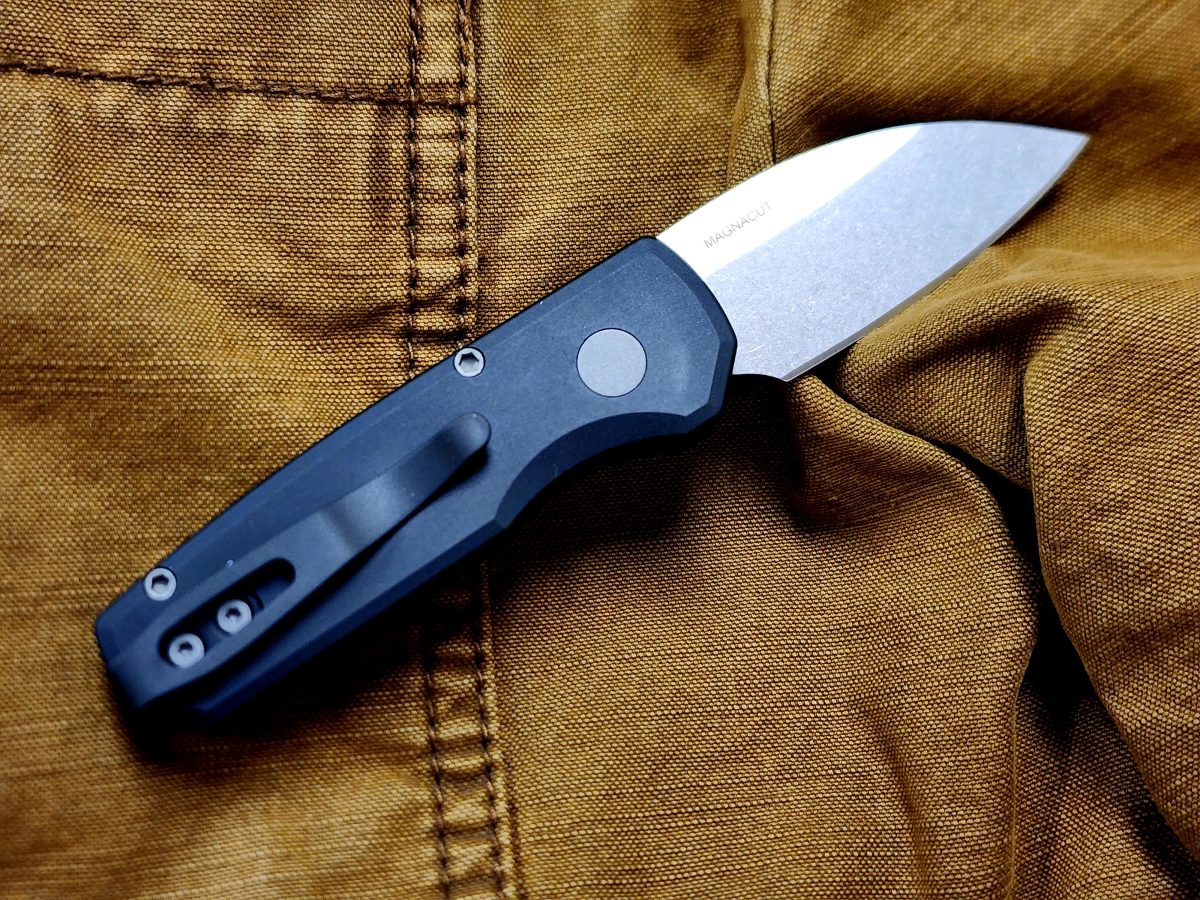 ProTech Knives - DNK Knives