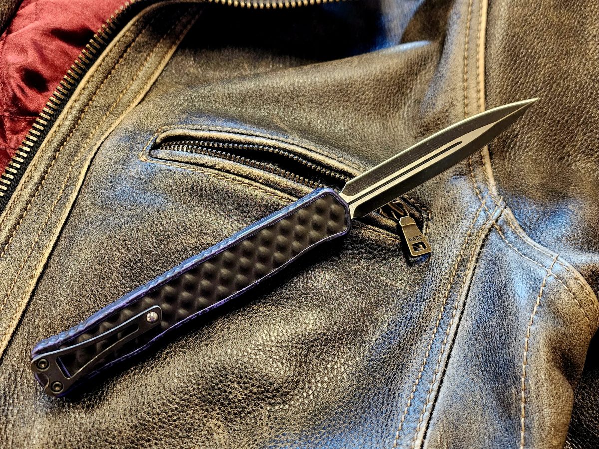 Heretic Knives & Accessories - DNK Knives